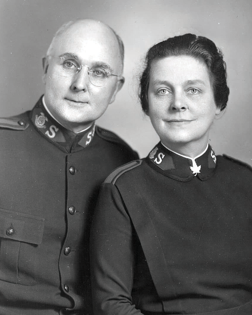 Sidney's Signature - The War Cry